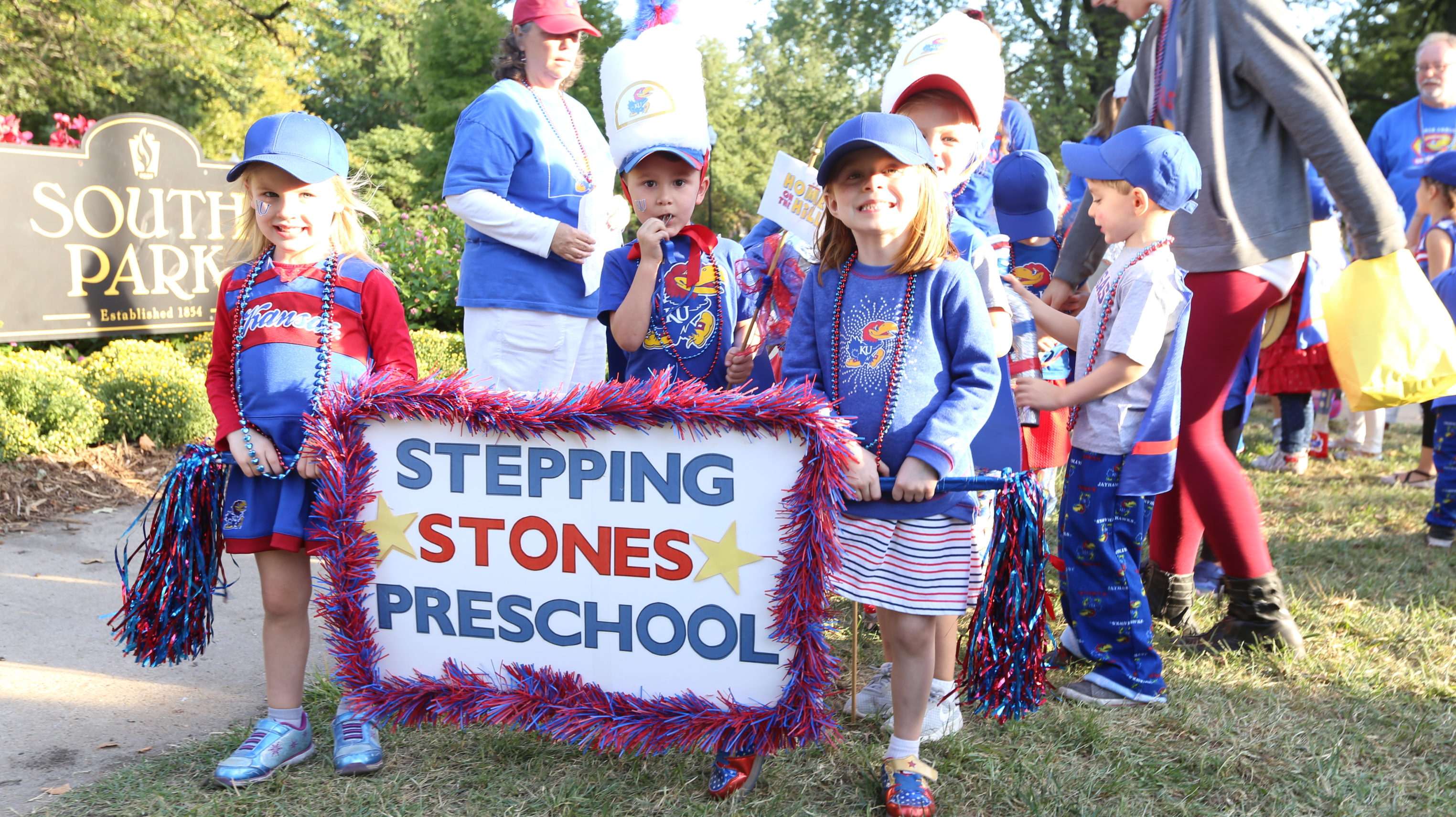 Photo gallery: 2018 KU homecoming parade | News, Sports, Jobs ...